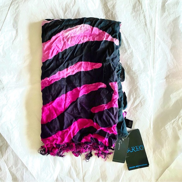 Cejon | Accessories | Nwt Cejon Gradient Pinkblack Zebra Stripe Fringed ...